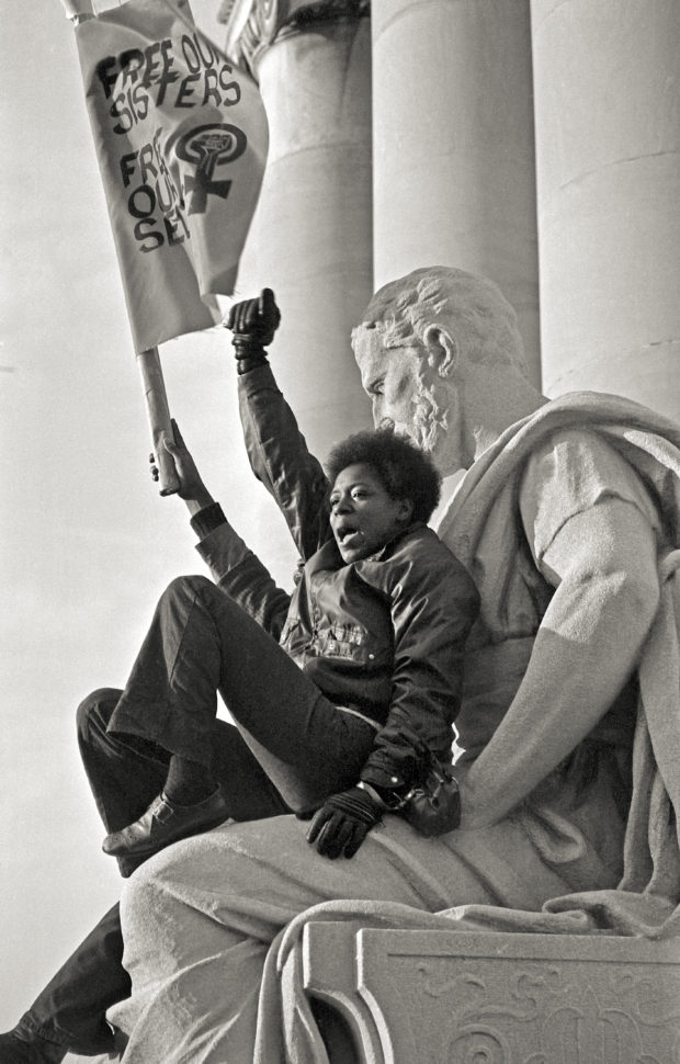 How to Set up a Viewing Party of She’s Beautiful When She’s Angry